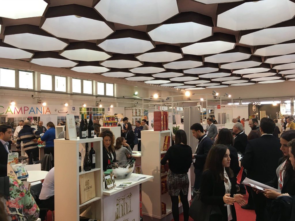 Gustus: expo dei sapori mediterranei a Napoli - MangiaeBevi